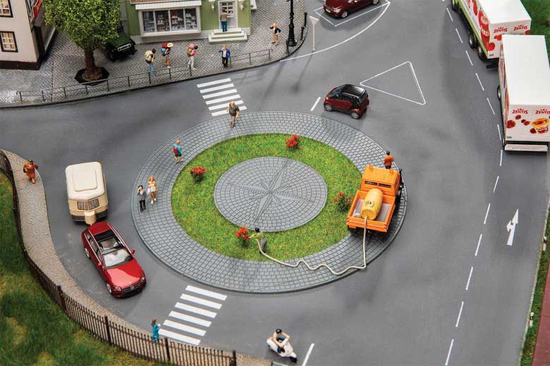 Faller 180278 Roundabout and Traffic Island HO Scale – YankeeDabbler