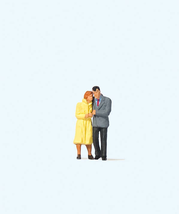 Preiser 28193 Couple -- pkg(2) HO Scale – YankeeDabbler